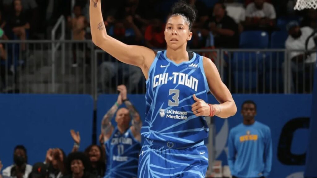 Chicago Sky equalized the WNBA semi-finals play-off versus Connecticut ...
