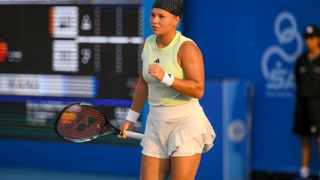 Diana Shnaider faces Aliaksandra Sasnovich for the WTA 250 Hungarian ...