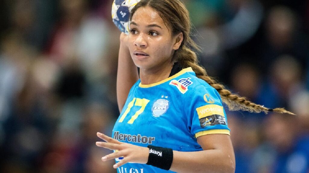Slovenia beat Serbia and advanced in the European Women's Handball ...