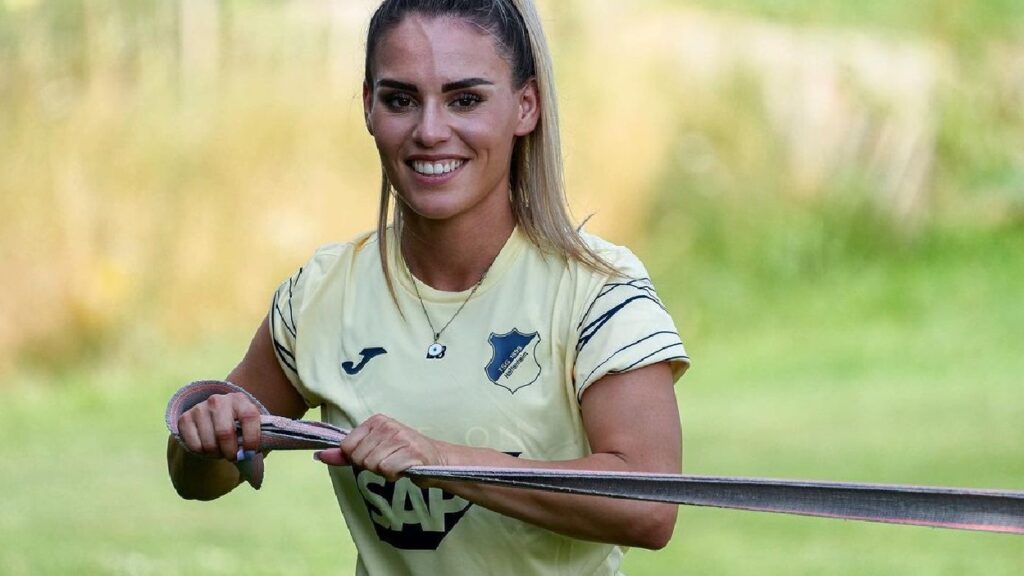 Kosovan soccer babe Ereleta Memeti - Femi Sports