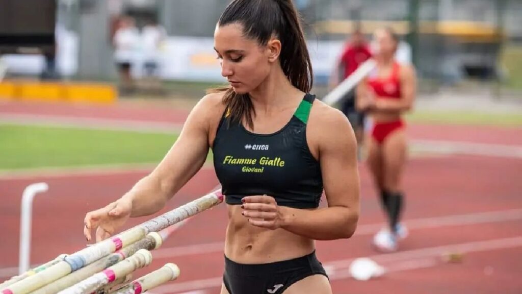 Italian athlete Giulia Valletti-Borgnini - Femi Sports
