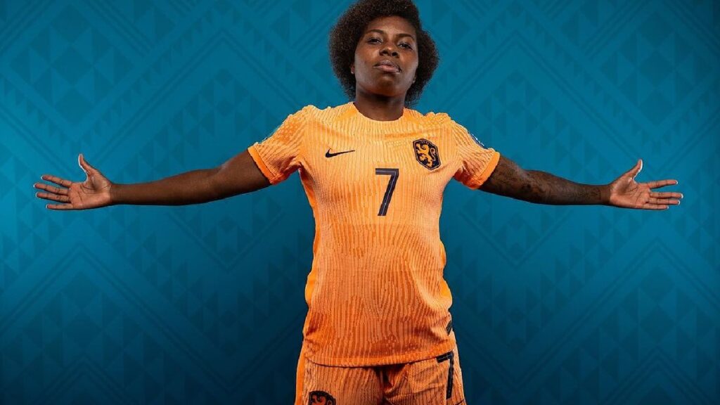 Dutch speed skater Jutta Leerdam - Femi Sports