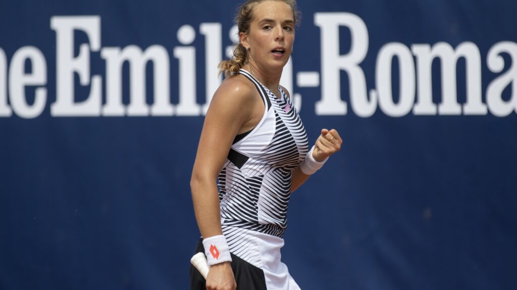 Lucia Bronzetti is the first of the seeds to be out of the WTA 250 ...