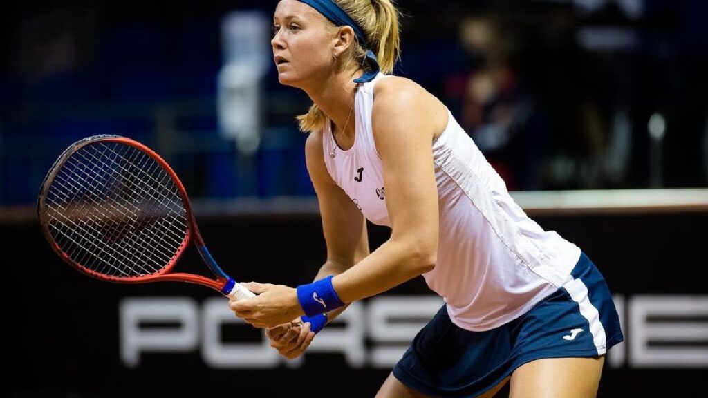 Czech tennis babe Marie Bouzkova - Femi Sports