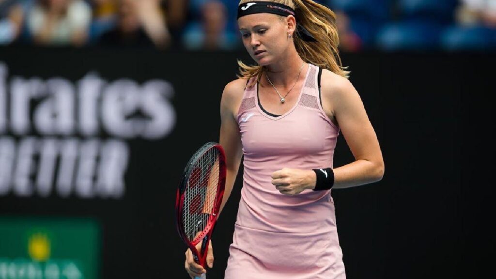 Australian boxer babe Avril Mathie – Femi Sports