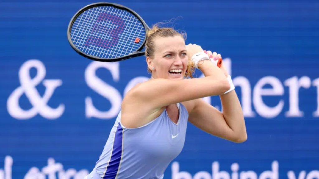 Caroline Garcia vs Petra Kvitova at the WTA 1000 Western & Southern ... Caroline Garcia vs Petra Kvitova at the WTA 1000 Western & Southern ...