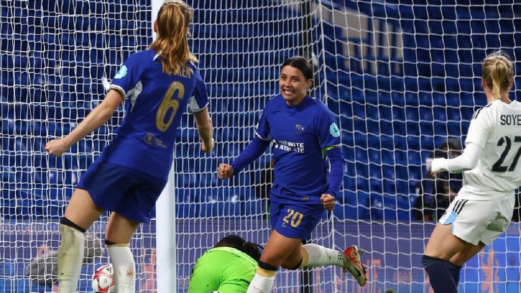 Chelsea Women smashed Paris FC by 4-1 in a match of the UEFA Women's ...