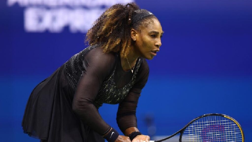 Serena Williams defeated the 2nd-seeded Anett Kontaveit to qualify for ...