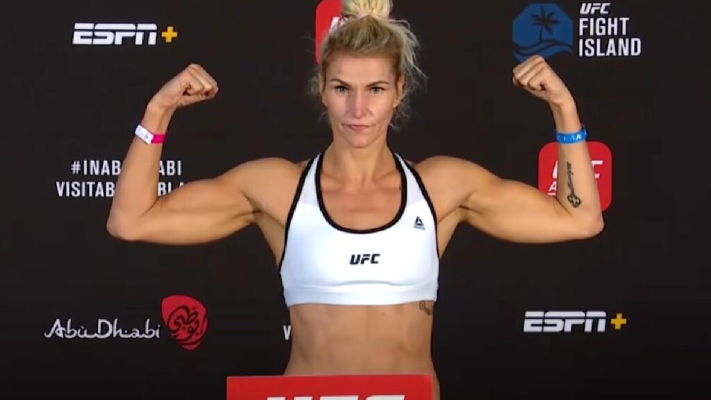 Swiss MMA fighter Stephanie Egger - Femi Sports