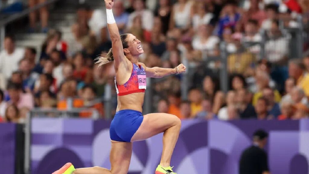 Valarie Allman defended her Olympic discus throw title in Paris - Femi Sports