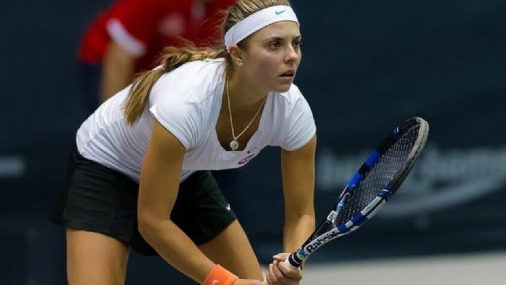 The "lucky loser" Viktoriya Tomova qualified for the second round of ...