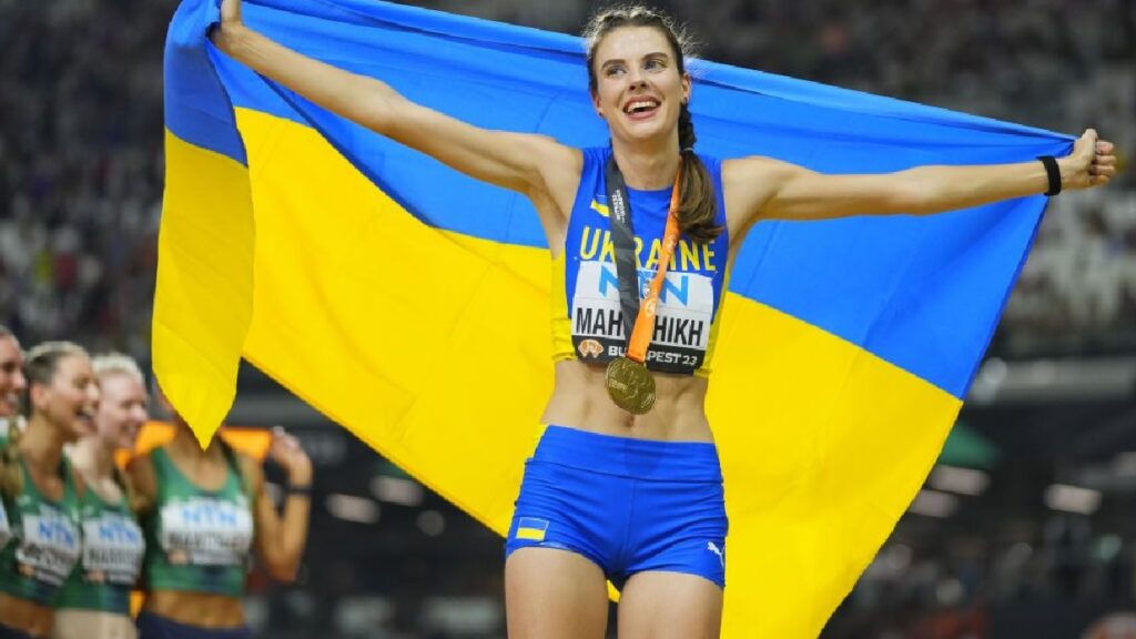 Yaroslava Mahuchikh won the high jump gold at the Xiamen Diamond League ...