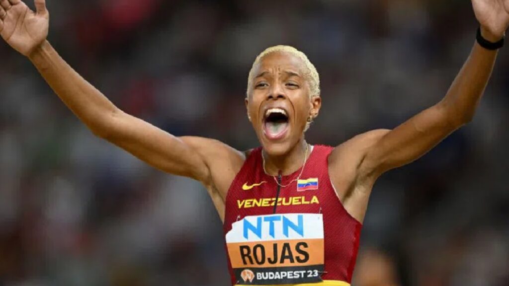 Australian boxer babe Avril Mathie – Femi Sports