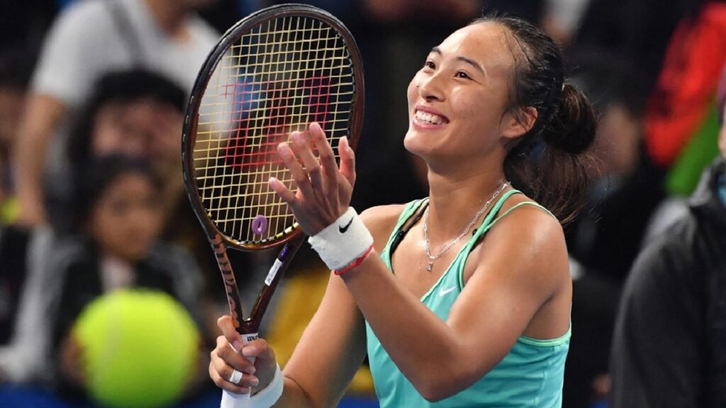 Lin Zhu and Qinwen Zheng play on the semi-finals of the Huafa ...